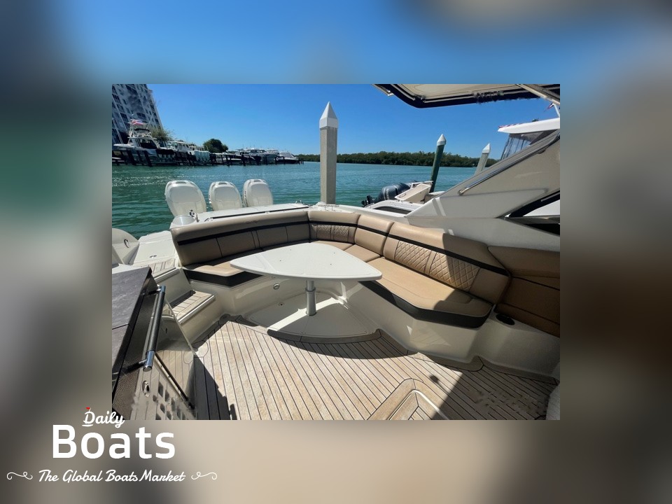 2017 Sea Ray Slx 350 Ob for sale. View price, photos and Buy 2017 Sea ...