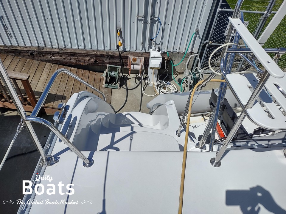 2004 PDQ 34 Power Catamaran for sale. View price, photos and Buy 2004 ...