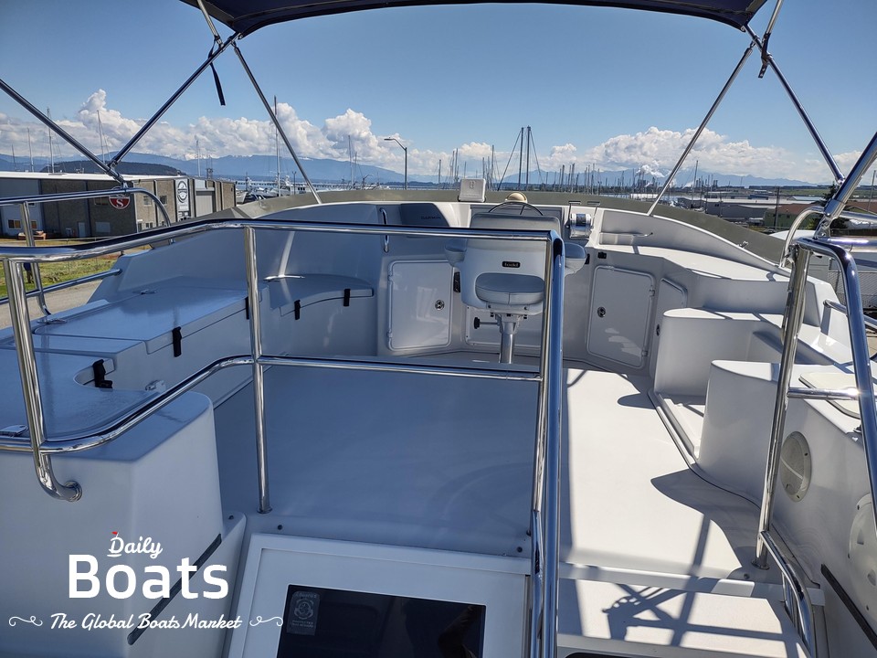 2004 PDQ 34 Power Catamaran for sale. View price, photos and Buy 2004 ...