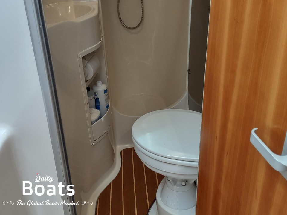 2004 PDQ 34 Power Catamaran for sale. View price, photos and Buy 2004 ...