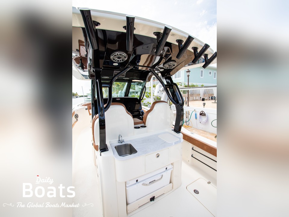 2022 Scout 330 Lxf for sale. View price, photos and Buy 2022 Scout 330 ...