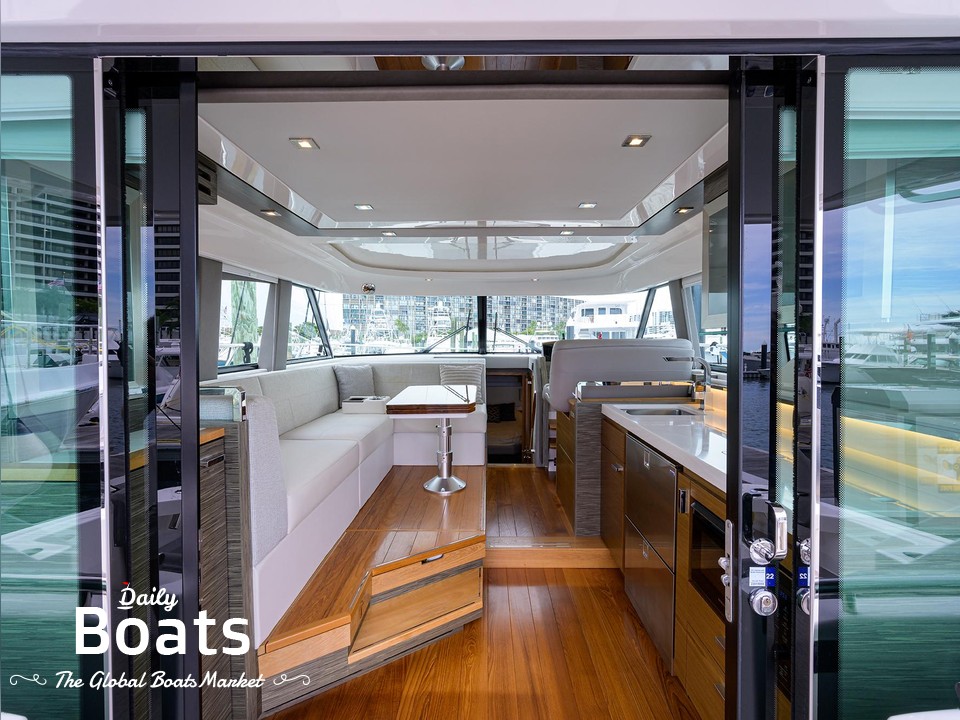 2020 Tiara Yachts 44 Coupe for sale. View price, photos and Buy 2020 ...