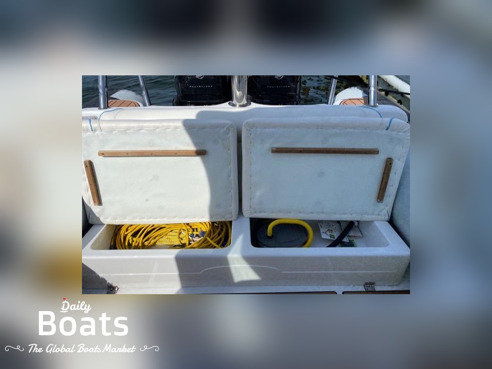 2004 Protector Targa 28 for sale. View price, photos and Buy 2004 ...