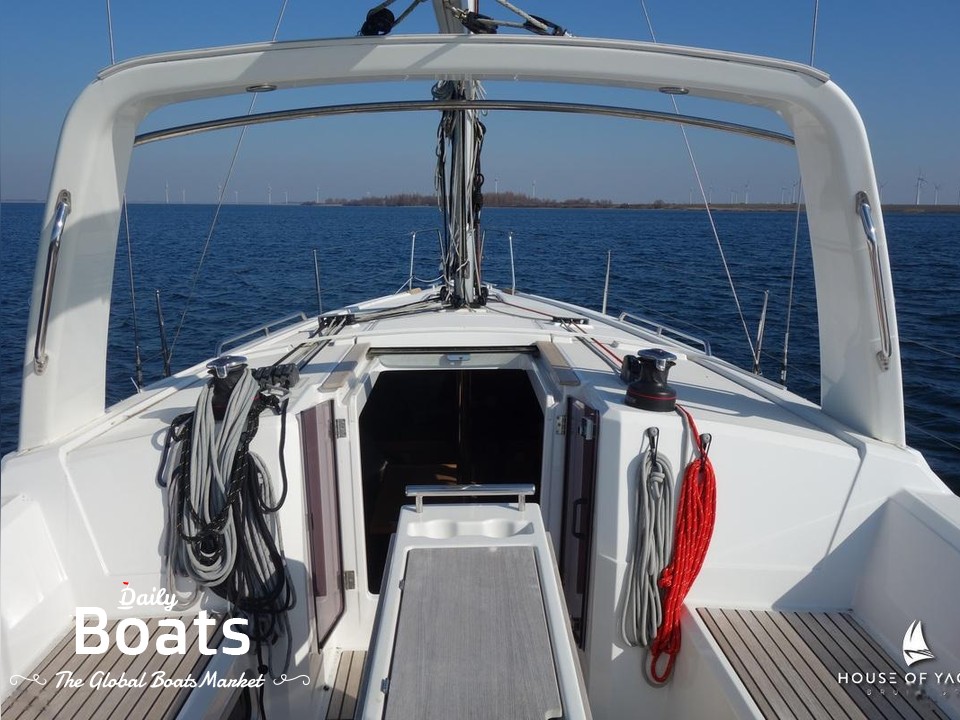 2015 Beneteau Oceanis 35 for sale. View price, photos and Buy 2015 ...