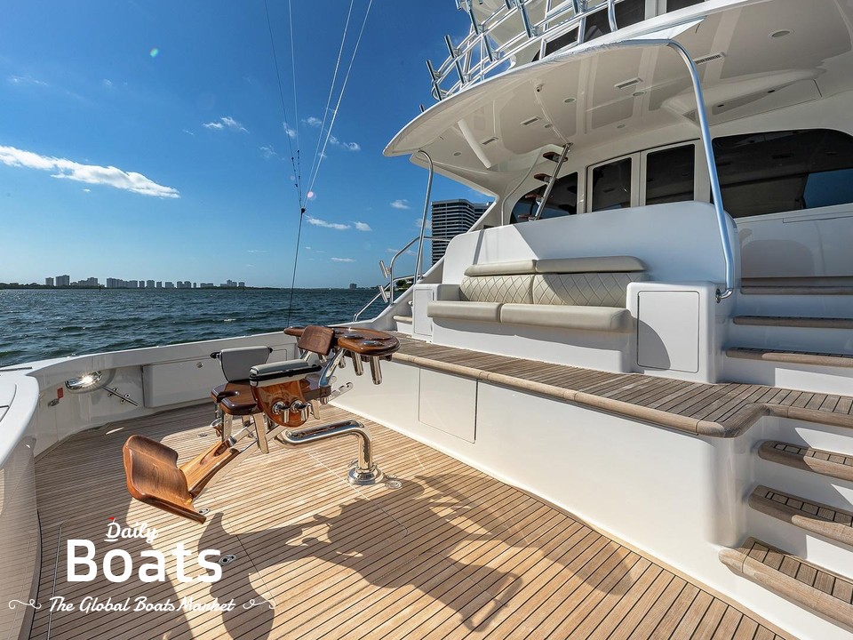 2017 Viking 92 Enclosed Bridge for sale. View price, photos and Buy ...