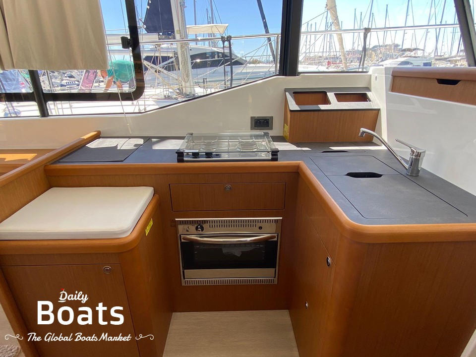 2019 Beneteau Swift Trawler 35 for sale. View price, photos and Buy ...