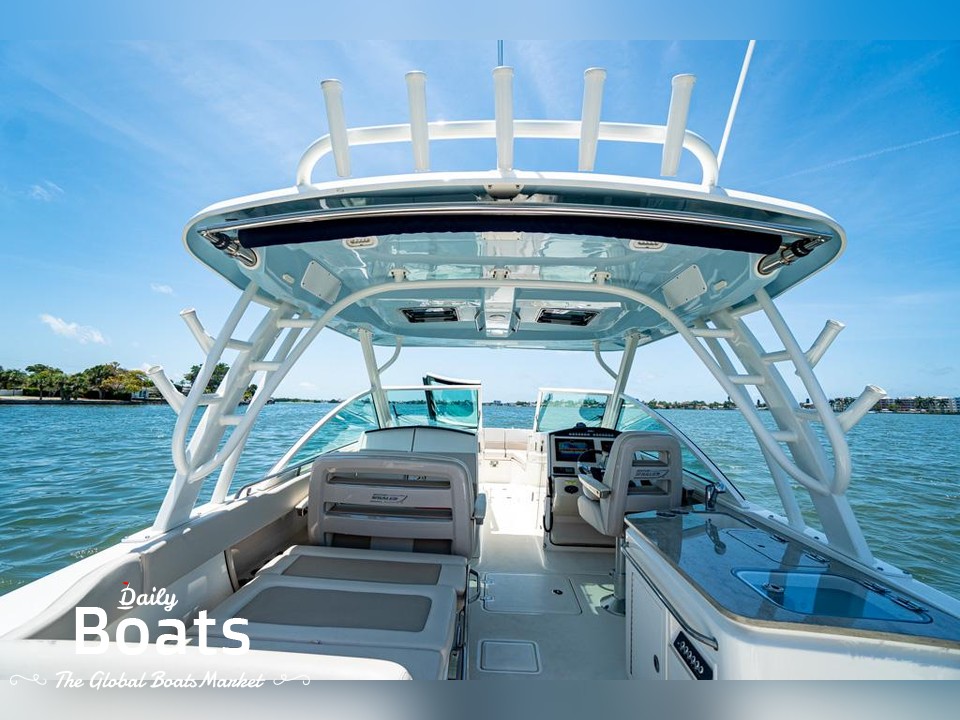 2020 Boston Whaler 320 Vantage for sale. View price, photos and Buy ...