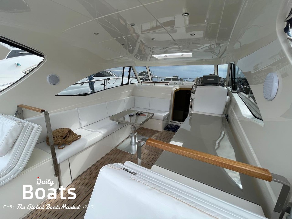 2010 Austin Parker 42 Sport for sale. View price, photos and Buy 2010 ...