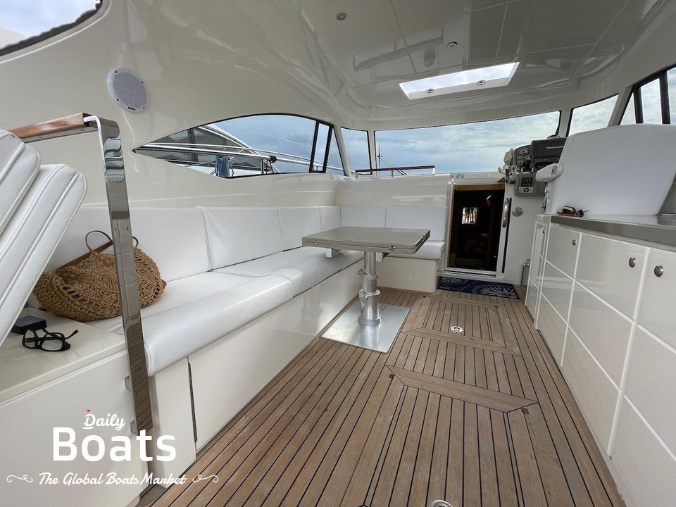 2010 Austin Parker 42 Sport for sale. View price, photos and Buy 2010 ...