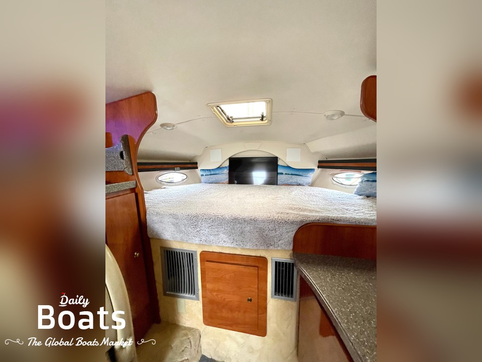 2004 Rinker Fiesta Vee 312 for sale. View price, photos and Buy 2004 ...