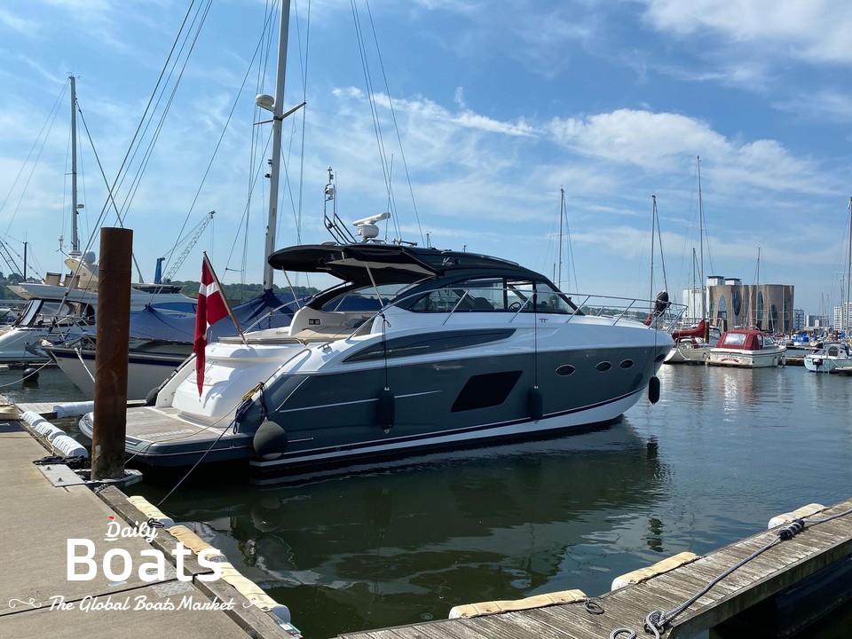 2015 Princess V48 Open à vendre. Voir le prix, les photos et Acheter ...