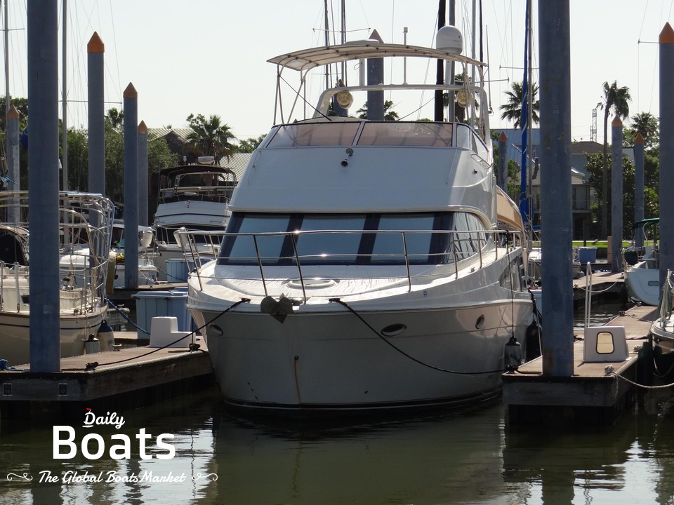 2006 Carver 33 Super Sport for sale. View price, photos and Buy 2006 ...