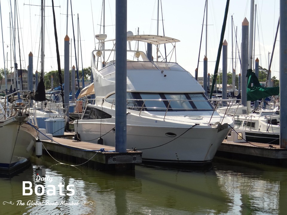 2006 Carver 33 Super Sport for sale. View price, photos and Buy 2006 ...