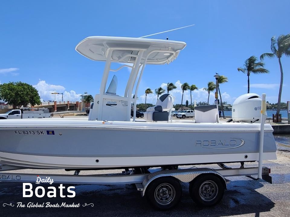 2019 Robalo 226 Cayman for sale. View price, photos and Buy 2019 Robalo ...