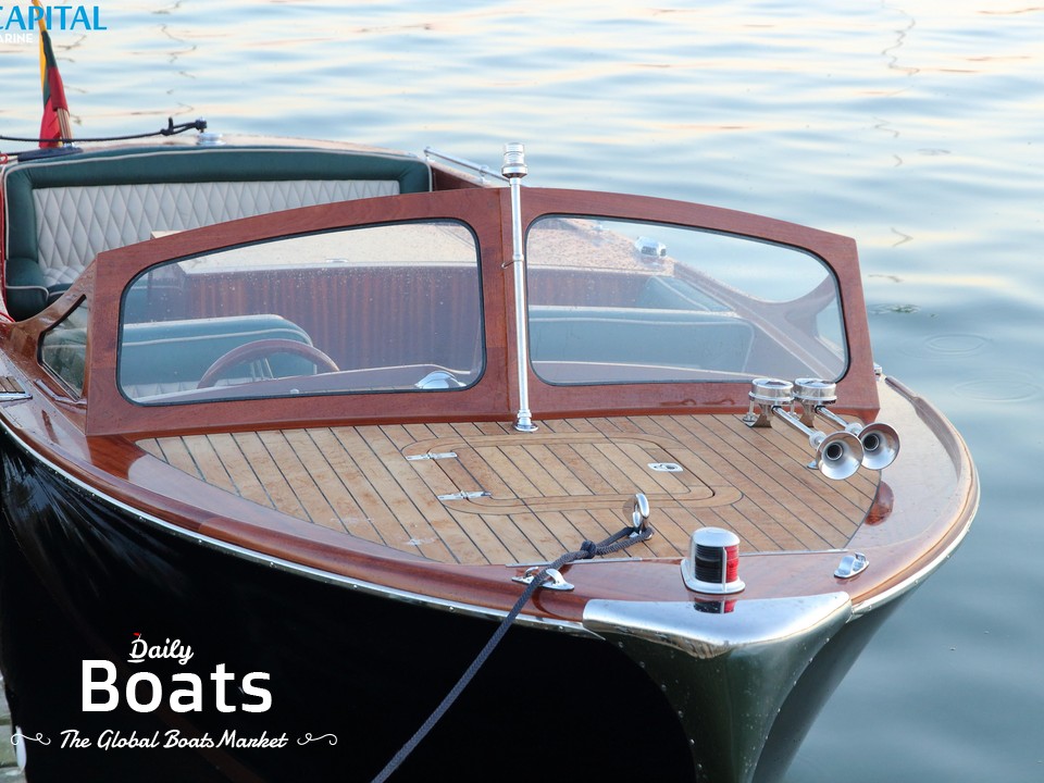 1952 Chris-Craft Sportsman U22 for sale. View price, photos and Buy ...