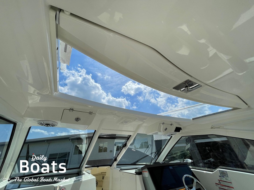 2022 Pursuit 365 Dc for sale. View price, photos and Buy 2022 Pursuit ...