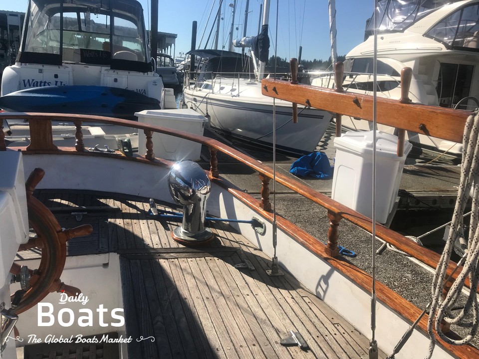 1976 Cheoy Lee Clipper 33 for sale. View price, photos and Buy 1976 ...