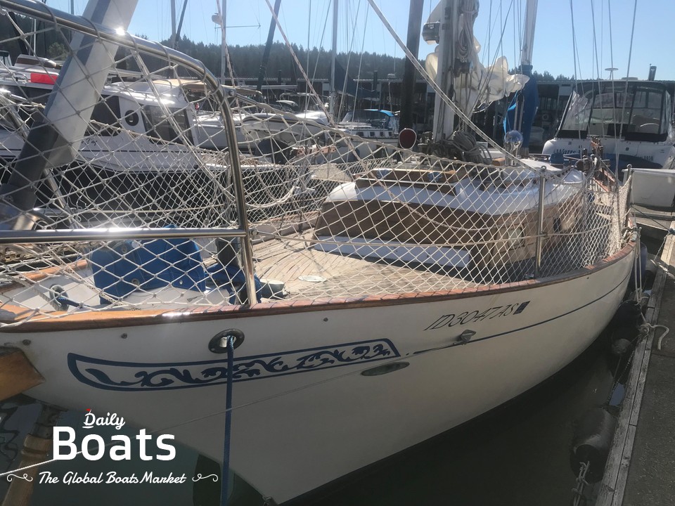 1976 Cheoy Lee Clipper 33 for sale. View price, photos and Buy 1976 ...