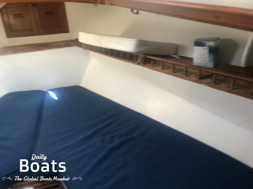 1976 Cheoy Lee Clipper 33 for sale. View price, photos and Buy 1976 ...