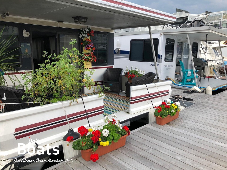 2011 Catamaran Cruisers 55 Houseboat for sale. View price, photos and ...