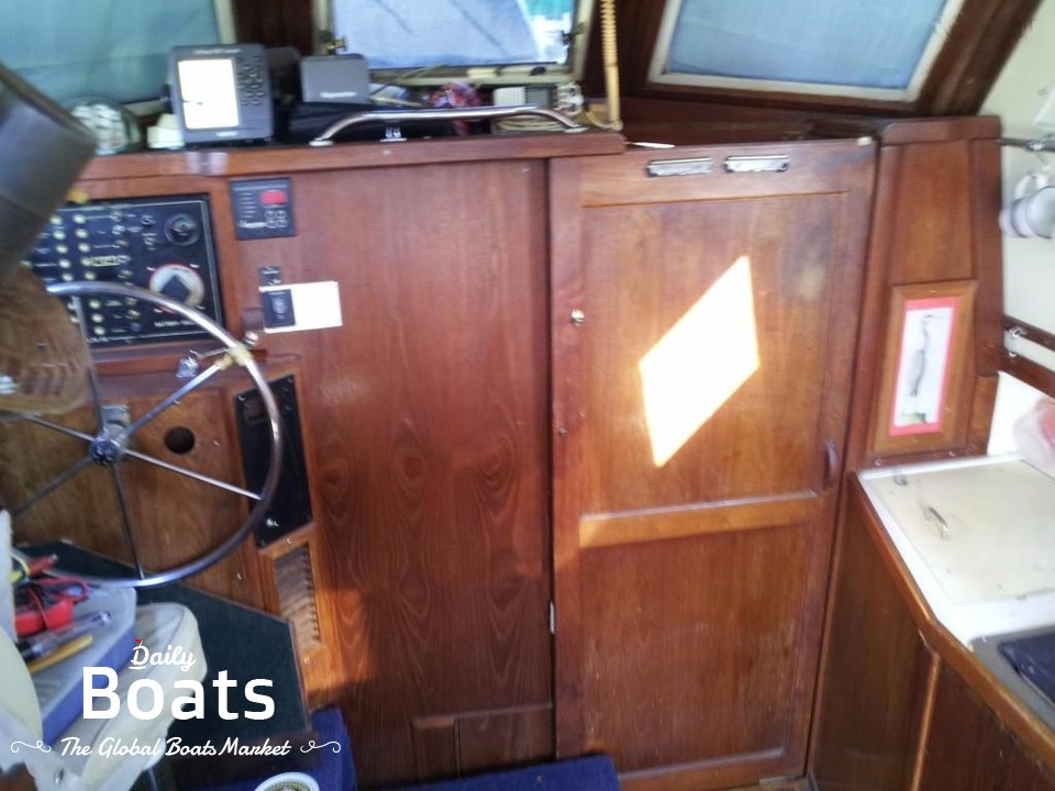 1981 Mariner 38 for sale. View price, photos and Buy 1981 Mariner 38 ...