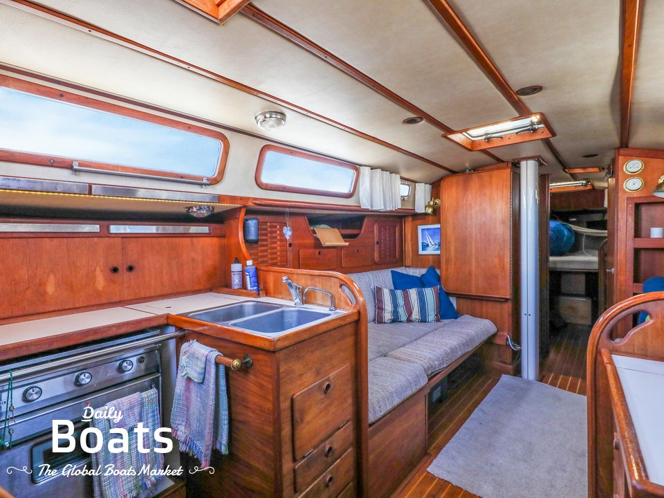 1982 Sabre 38 Mark 1 for sale. View price, photos and Buy 1982 Sabre 38 ...