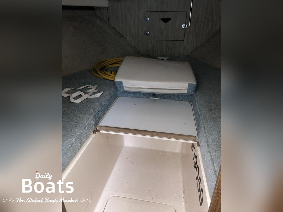 1976 Bertram 28 Flybridge Cruiser for sale. View price, photos and Buy ...