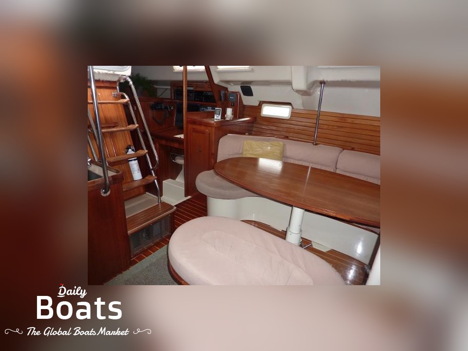 1993 Hunter Passage 42 for sale. View price, photos and Buy 1993 Hunter ...
