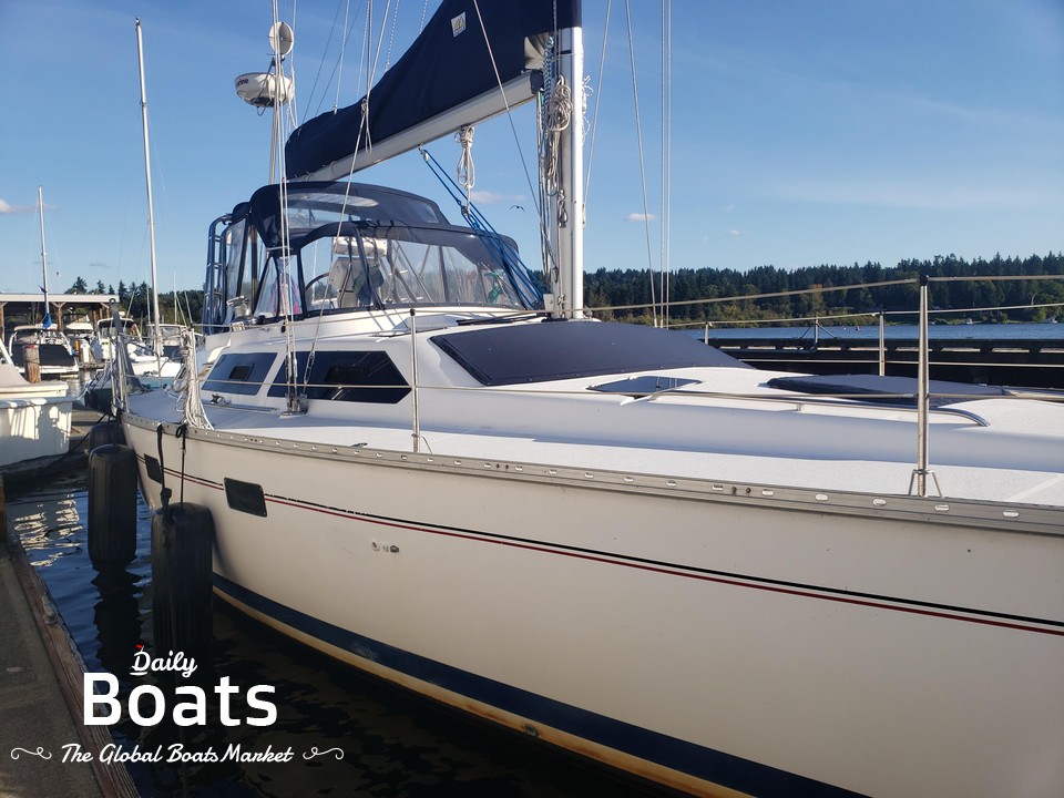 1993 Hunter Passage 42 for sale. View price, photos and Buy 1993 Hunter ...