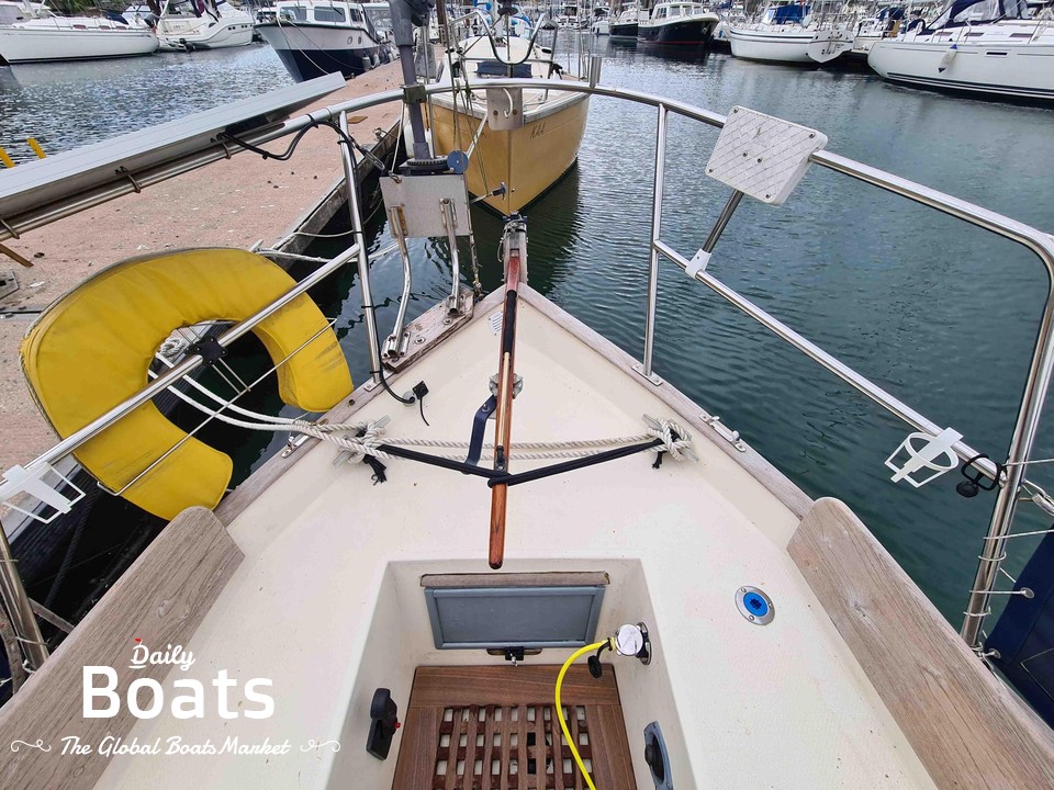 1981 Frances 26 for sale. View price, photos and Buy 1981 Frances 26 ...