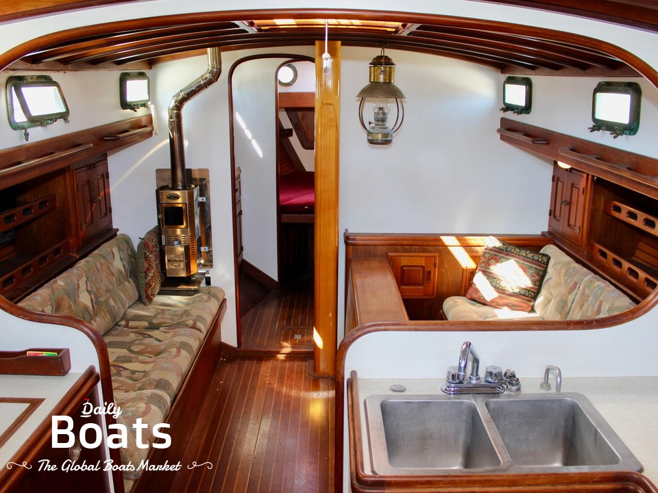 1988 Cape George 38 for sale. View price, photos and Buy 1988 Cape ...