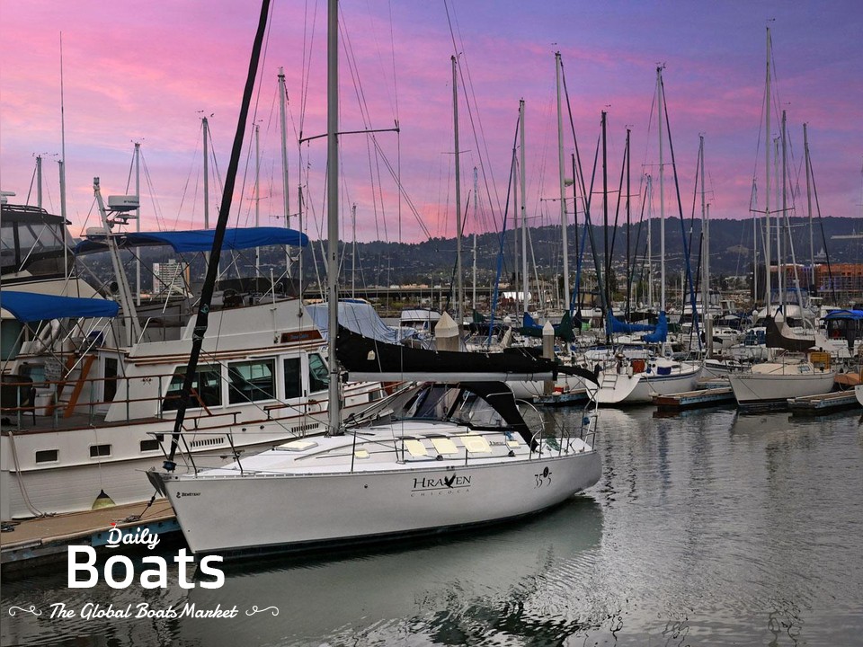 1989 Beneteau 35 S5 for sale. View price, photos and Buy 1989 Beneteau ...