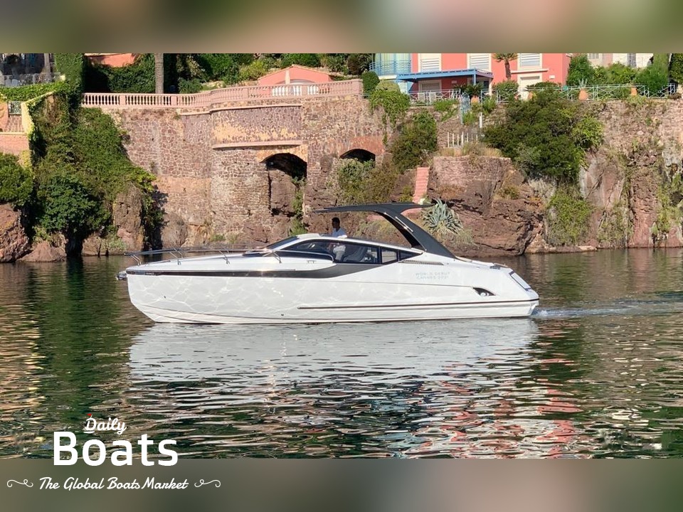 2022 Fairline F//Line 33 for sale. View price, photos and Buy 2022 ...