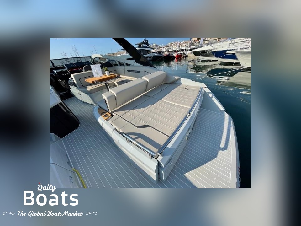 2022 Fairline F//Line 33 for sale. View price, photos and Buy 2022 ...