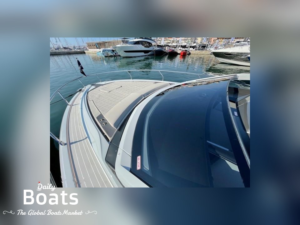 2022 Fairline F//Line 33 for sale. View price, photos and Buy 2022 ...