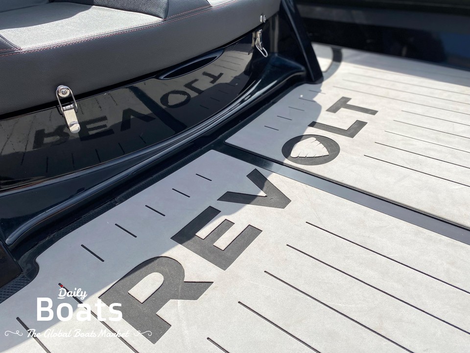 2018 RIB 9 Meter Revolt Sport 950 for sale. View price, photos and Buy ...