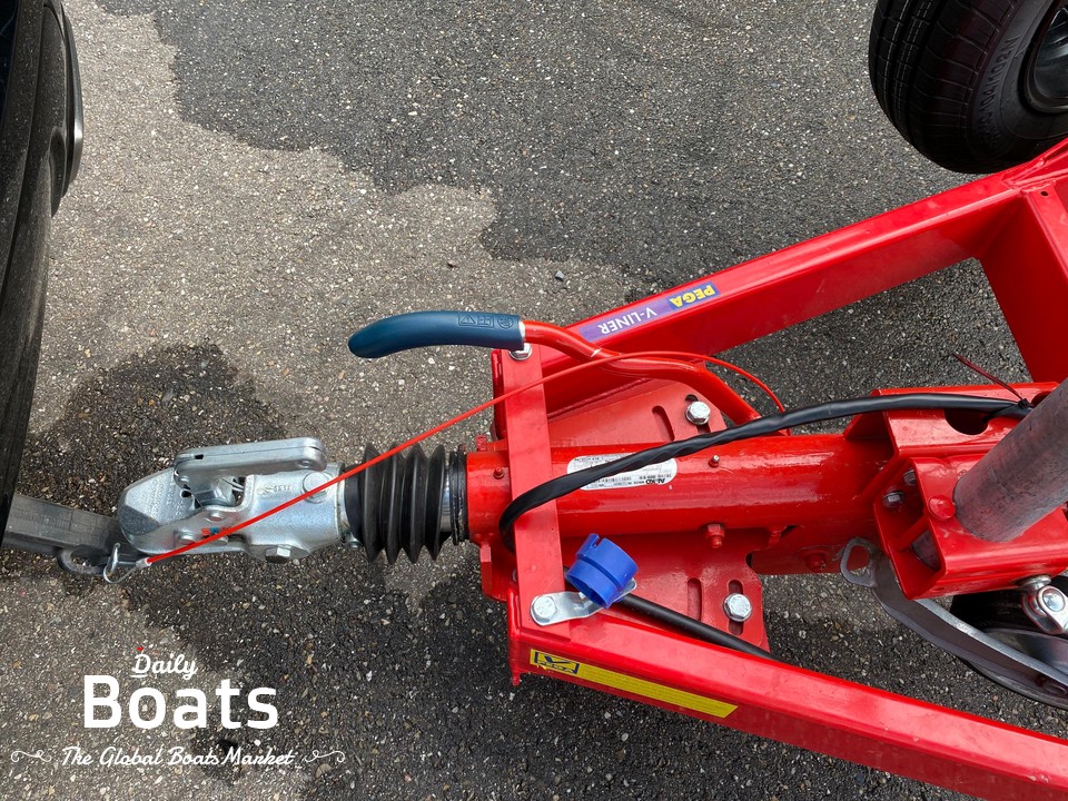 2018 RIB 9 Meter Revolt Sport 950 for sale. View price, photos and Buy ...