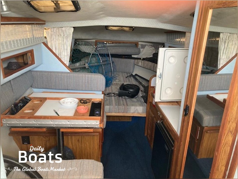 1988 Sea Ray 268 Weekender for sale. View price, photos and Buy 1988 ...