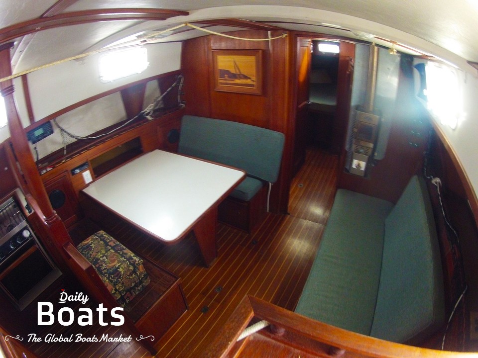 1980 Yorktown 39 Masthead Sloop for sale. View price, photos and Buy ...