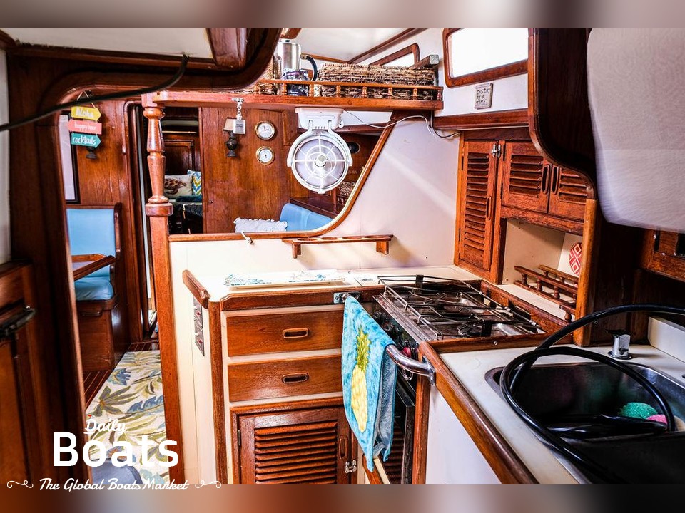 1986 Bruce Roberts 44 for sale. View price, photos and Buy 1986 Bruce ...