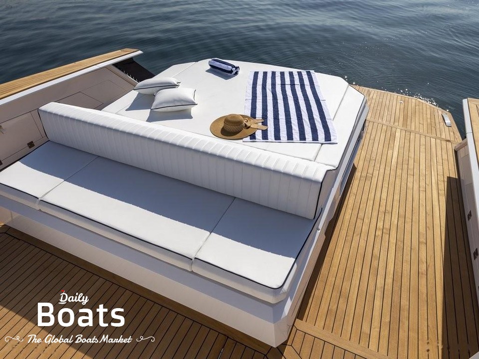 2020 Evo Yachts R6 for sale. View price, photos and Buy 2020 Evo Yachts ...