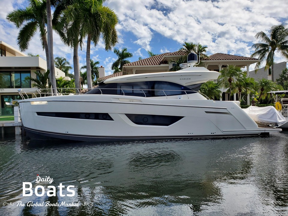 2018 Carver Coupe 52 for sale. View price, photos and Buy 2018 Carver ...