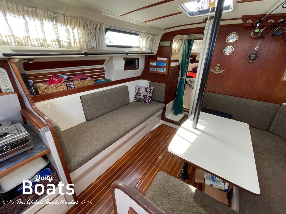 1981 Pearson 323 for sale. View price, photos and Buy 1981 Pearson 323 ...