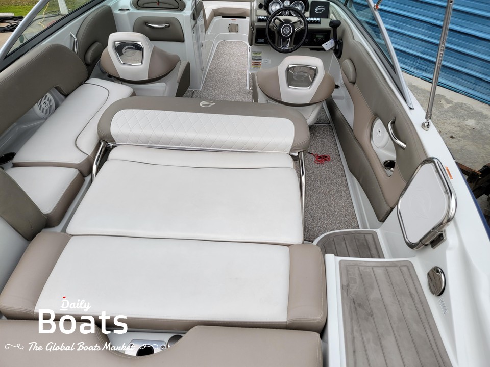 2020 Crownline E215 Xs for sale. View price, photos and Buy 2020 ...