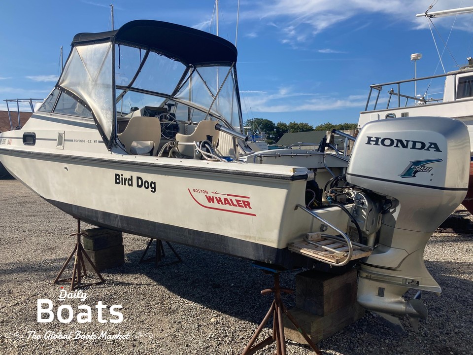 1986 Boston Whaler 22 Revenge for sale. View price, photos and Buy 1986 ...