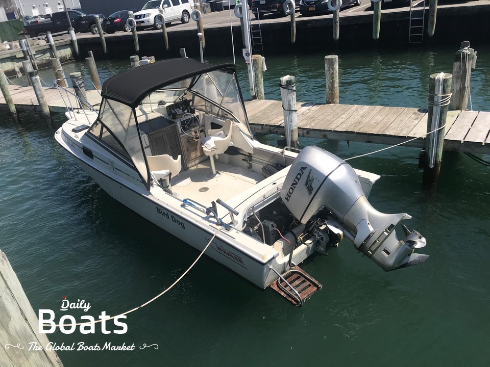 1986 Boston Whaler 22 Revenge for sale. View price, photos and Buy 1986 ...