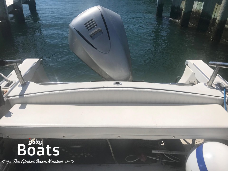 1986 Boston Whaler 22 Revenge for sale. View price, photos and Buy 1986 ...