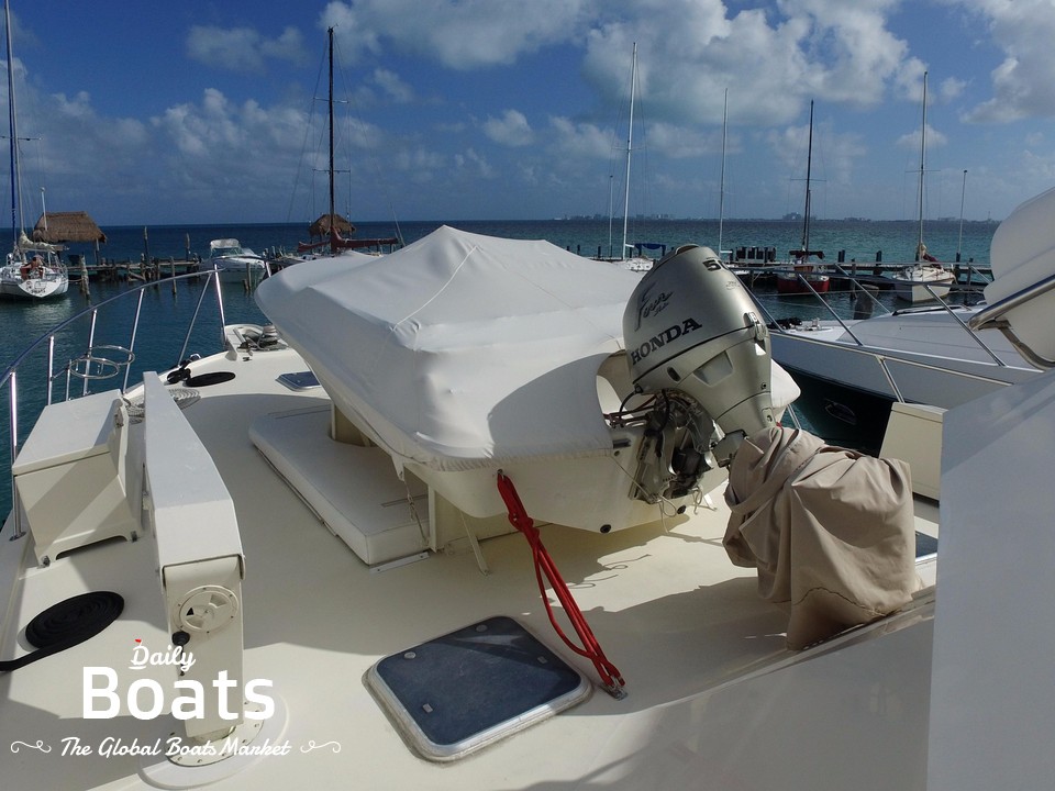 1994 Hatteras Enclosed Fly Bridge for sale. View price, photos and Buy ...