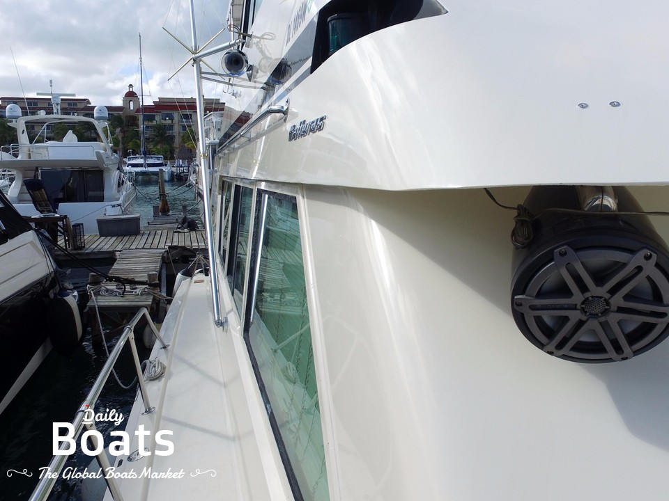 1994 Hatteras Enclosed Fly Bridge for sale. View price, photos and Buy ...