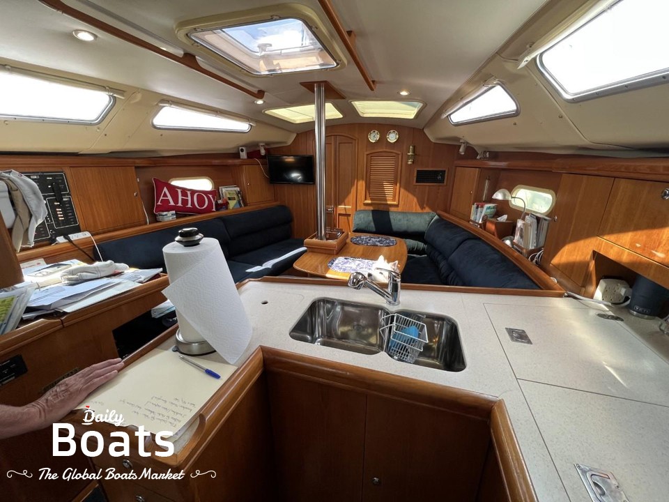 2002 Hunter 356 for sale. View price, photos and Buy 2002 Hunter 356 ...